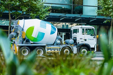 Holcim Supports Rebuilding of the Puketapu Bridge